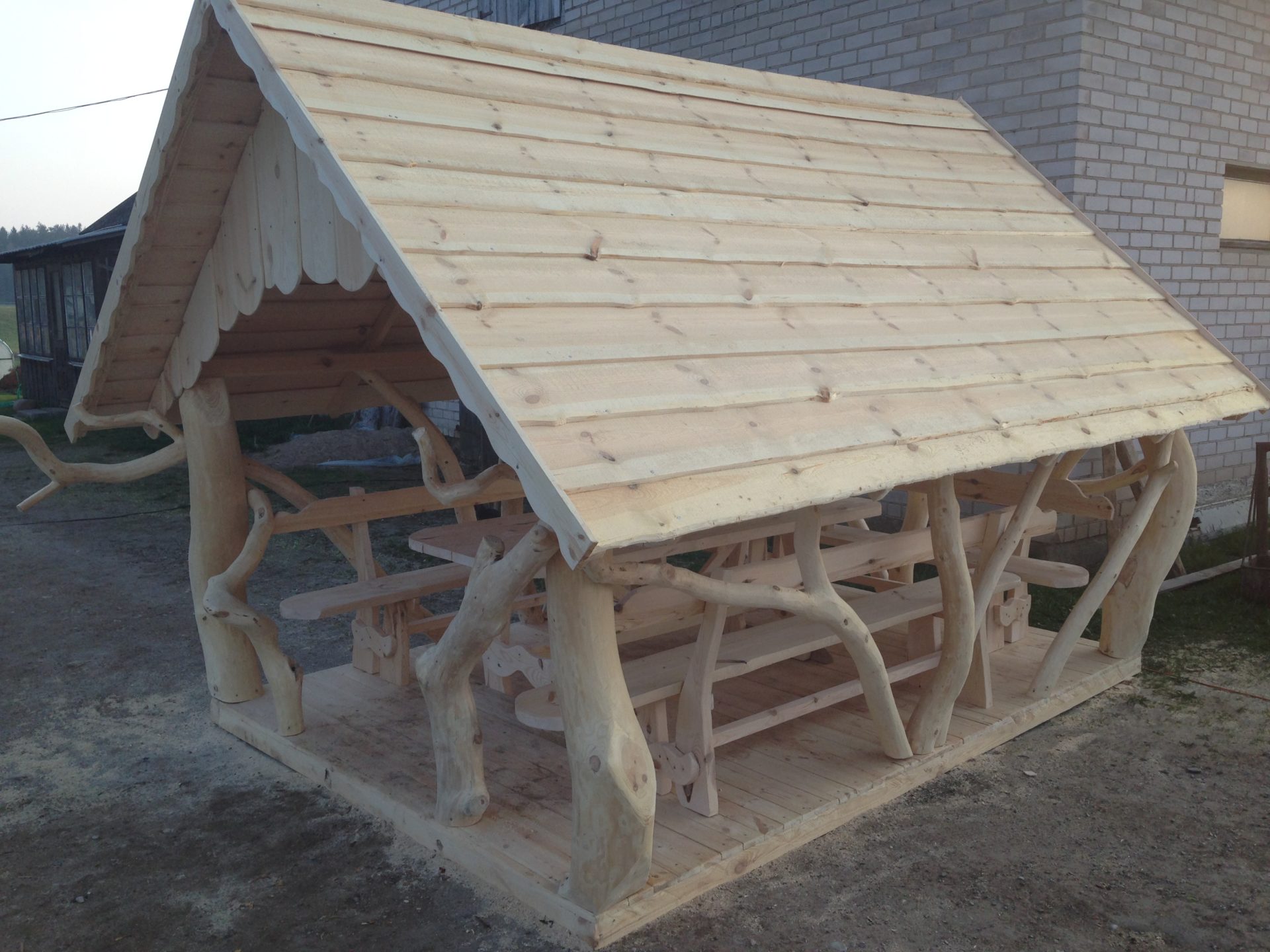 Drevený altánok Anita - 2,3 x 3,5 m (Drevená strecha)